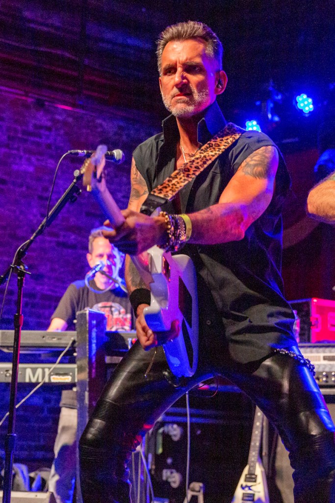 Zoso and the shades of Led Zeppelin invade Brooklyn Bowl – Sept 28 ...